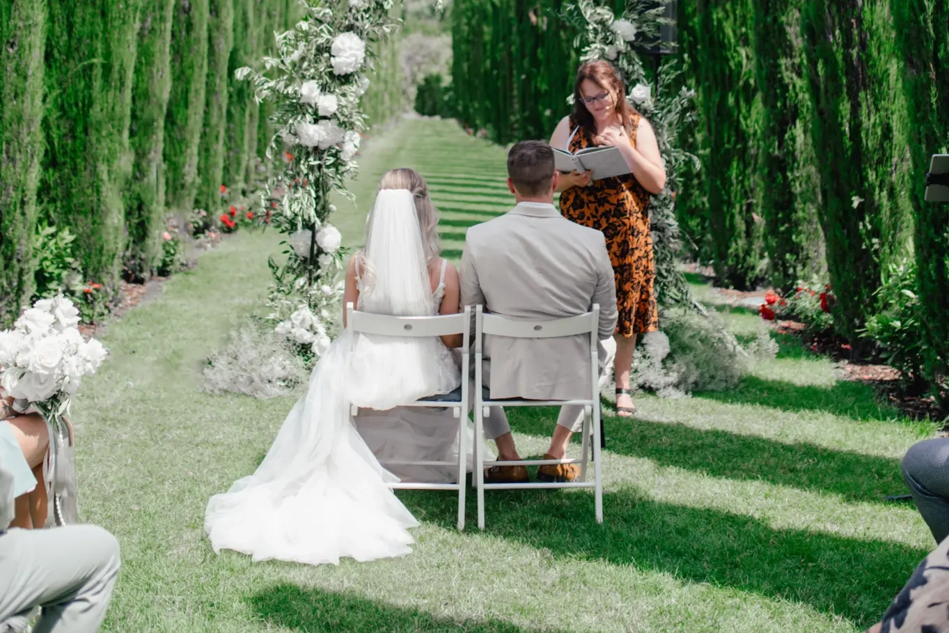 Referenz von Lilly & Robin für ihre:n Trauredner:in | Strauß & Fliege